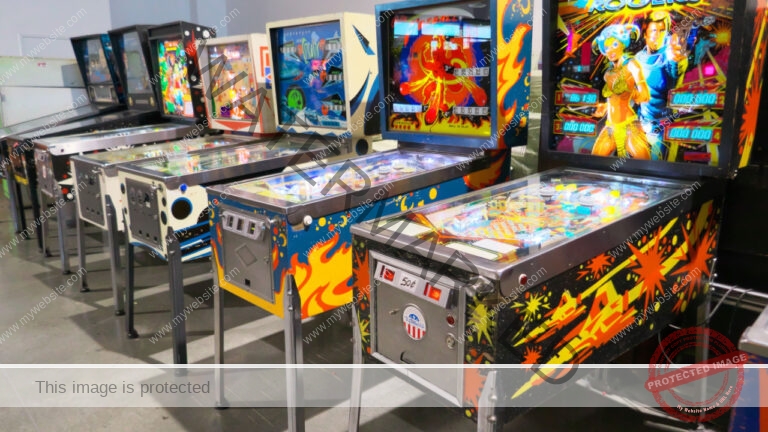 24 Vintage Pinball Machines Worth a Ton of Money - Budget and Invest